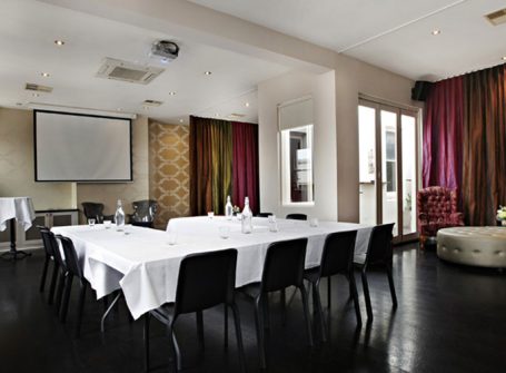 Port Melbourne Pub, Restaurant & Bar - The Exchange Hotel